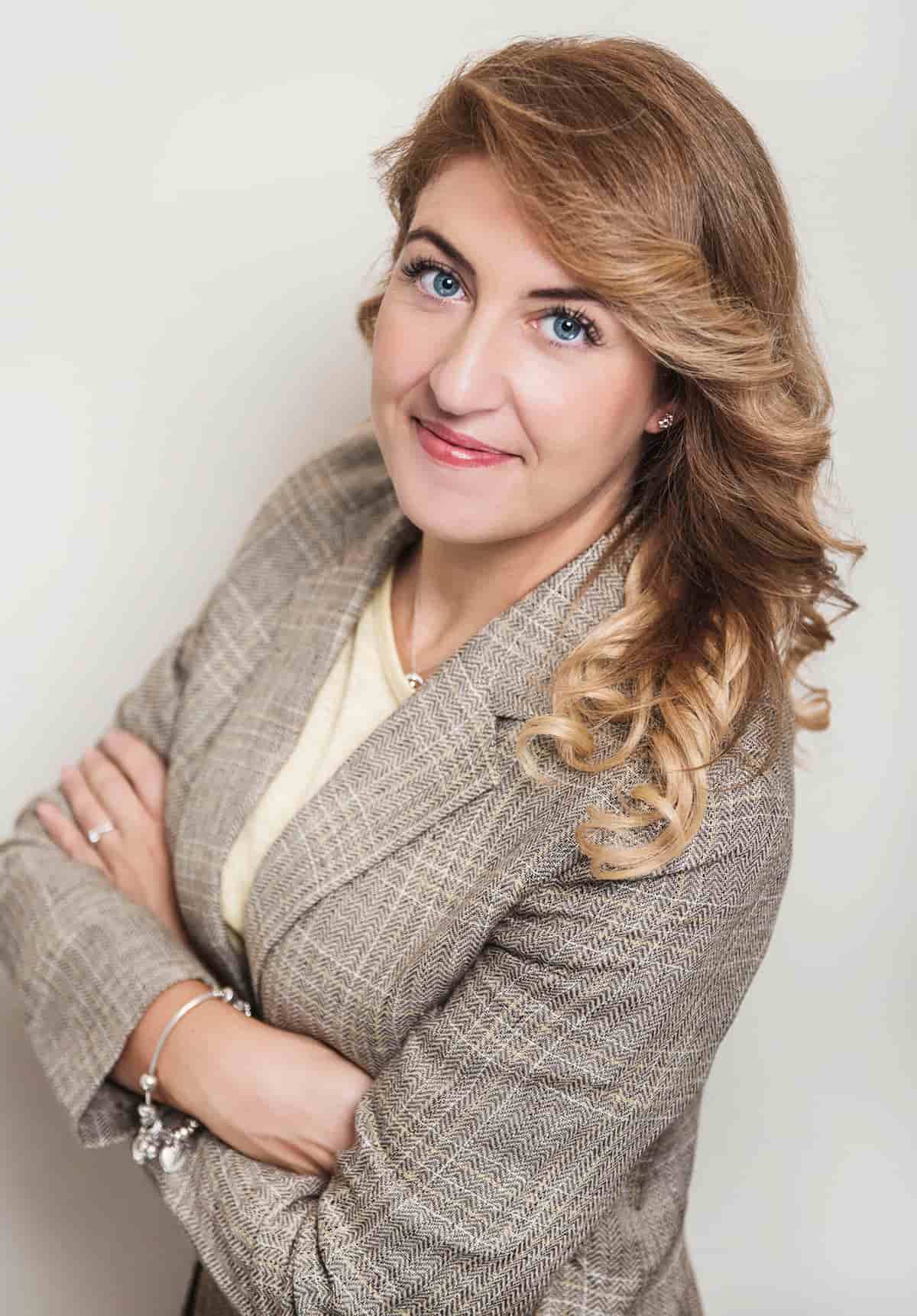 Monica Perna: Globish Coach and Visionary Entrepreneur - CIO Media